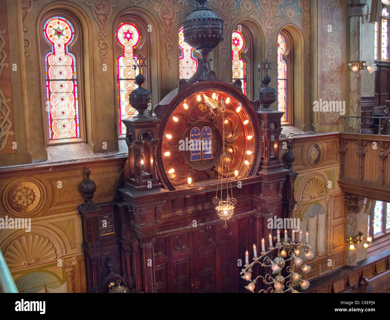 Eldridge Street Synagogue in the Lower East Side Stock Photo - Alamy