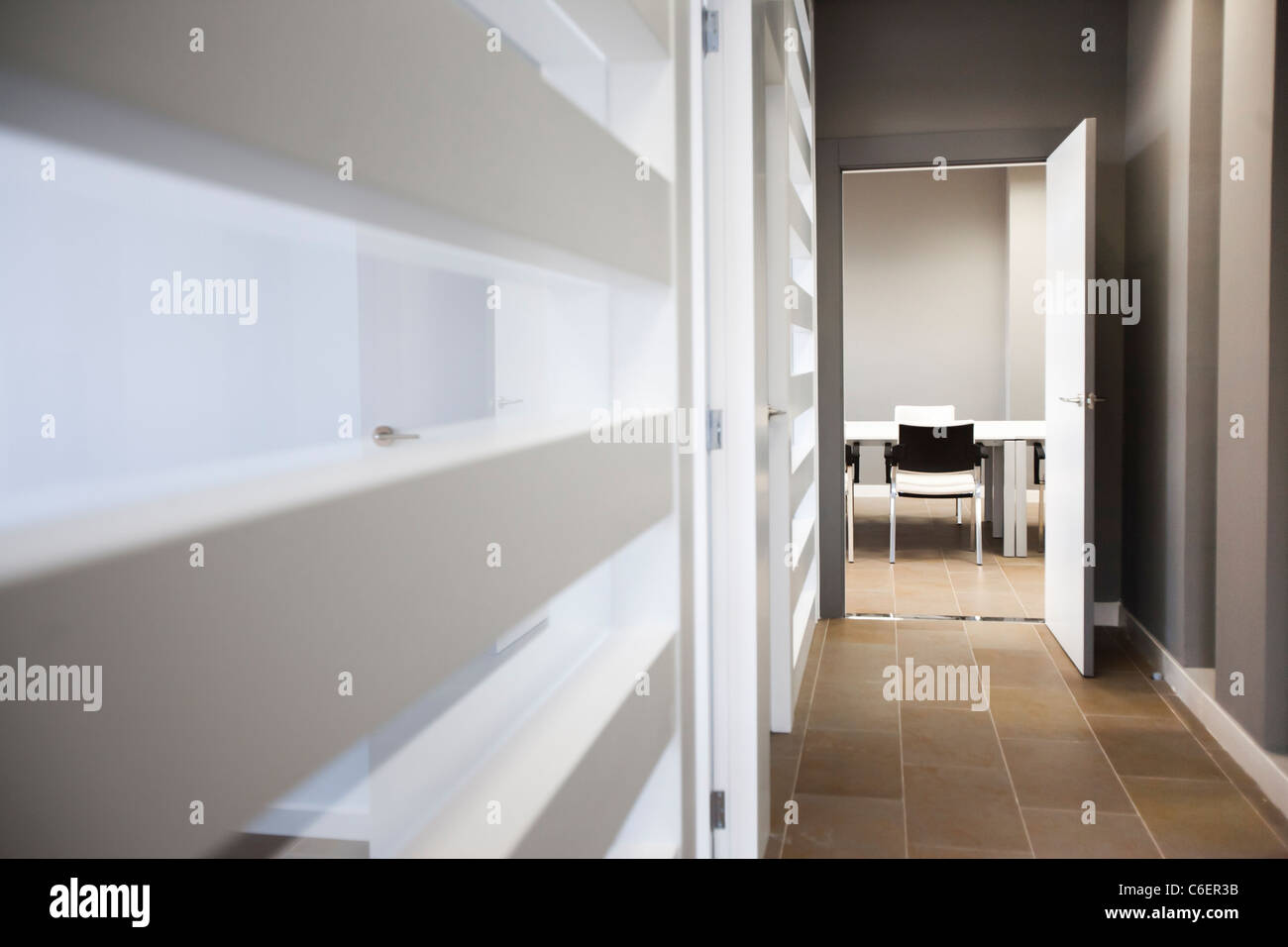 Office cubicle corridor hi-res stock photography and images - Alamy