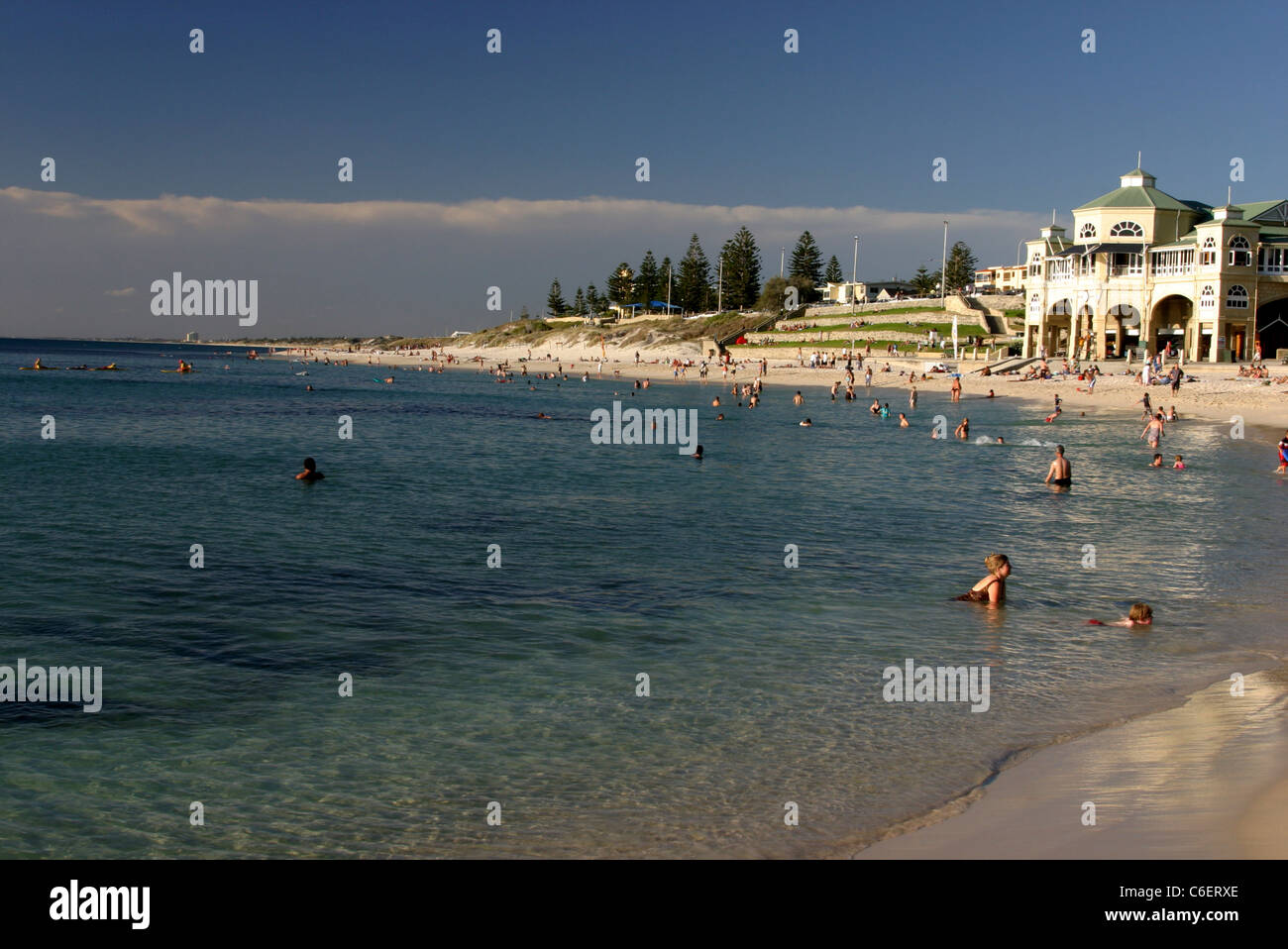 Indiana tea house cottesloe beach hi-res stock photography and images ...