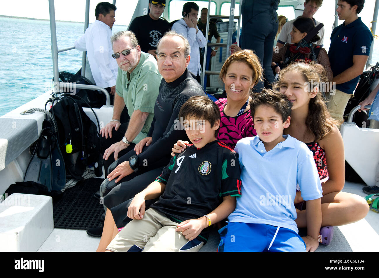 President Felipe Calderon of Mexico with his family and Peter Greenberg ...