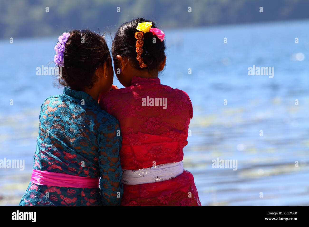 Two sisters on Bali vacation Stock Photo - Alamy