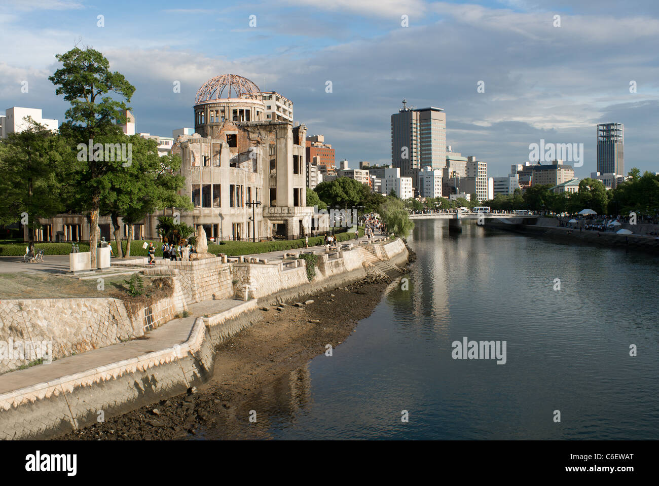 Hiroshima atomic bomb dome hi-res stock photography and images - Alamy