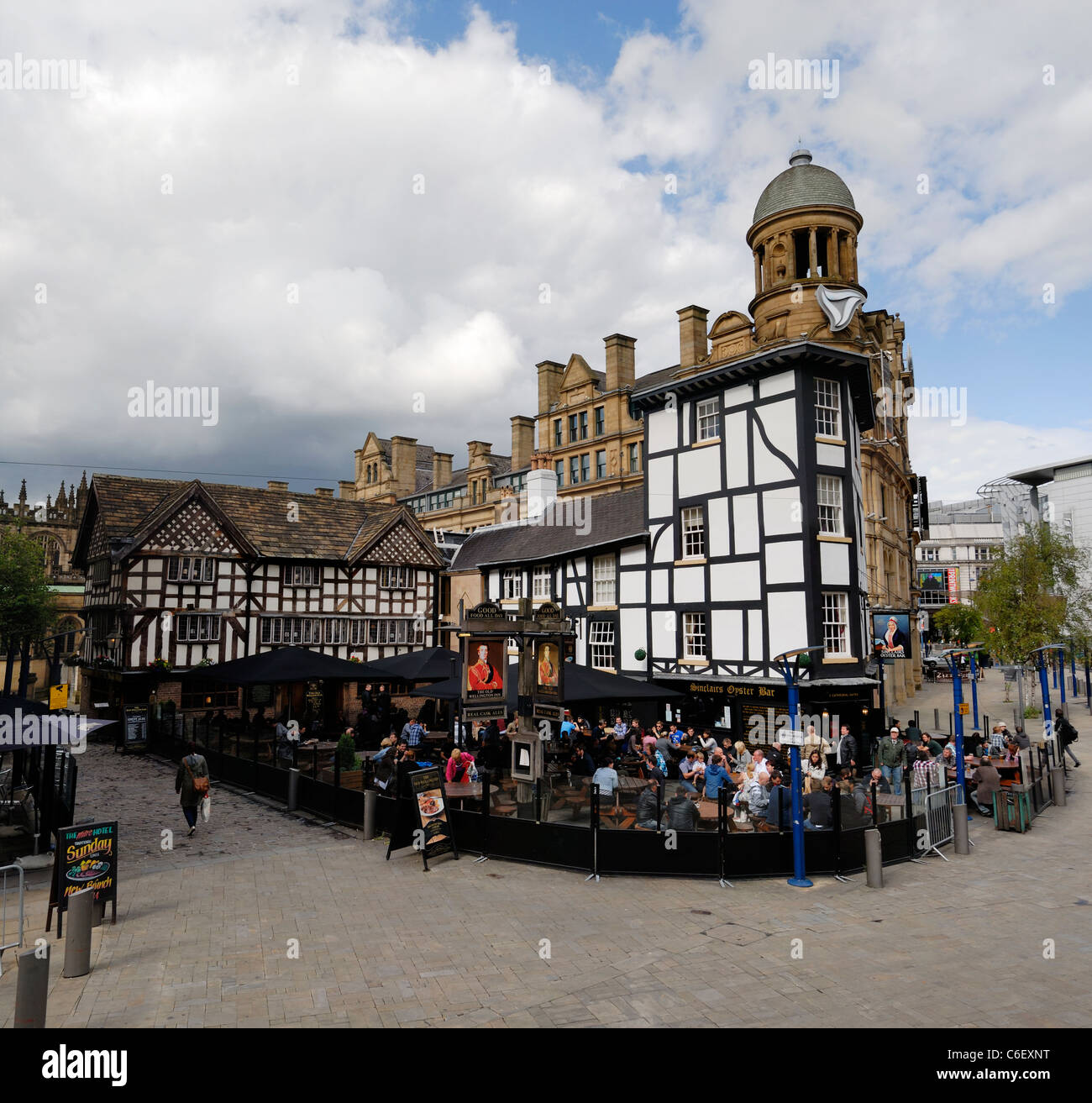 Shambles square manchester hi-res stock photography and images - Alamy