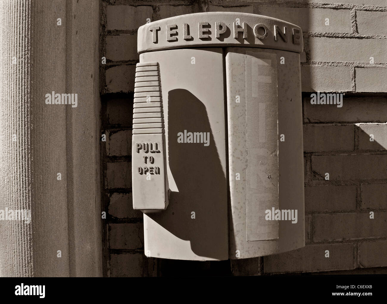 Telephone antique hi-res stock photography and images - Alamy