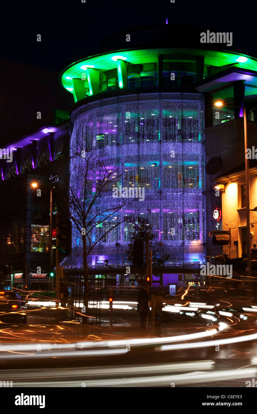 Lit building hi-res stock photography and images - Alamy