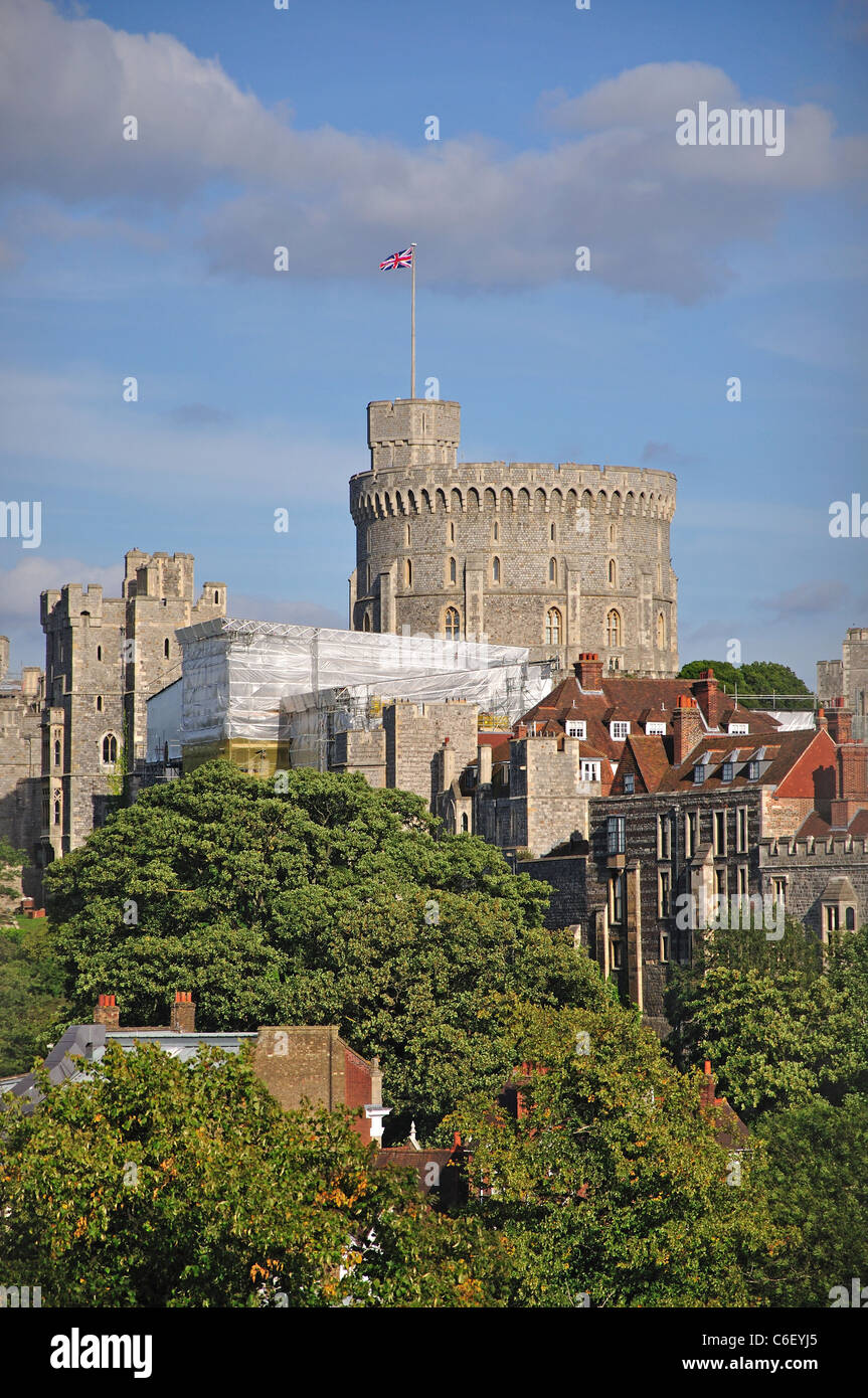 Windsor castle aerial view hi-res stock photography and images - Alamy