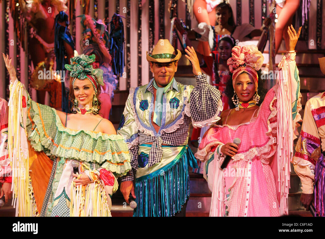 Cabaret dancers & singers performing on the stage. Cabaret Parisien ...