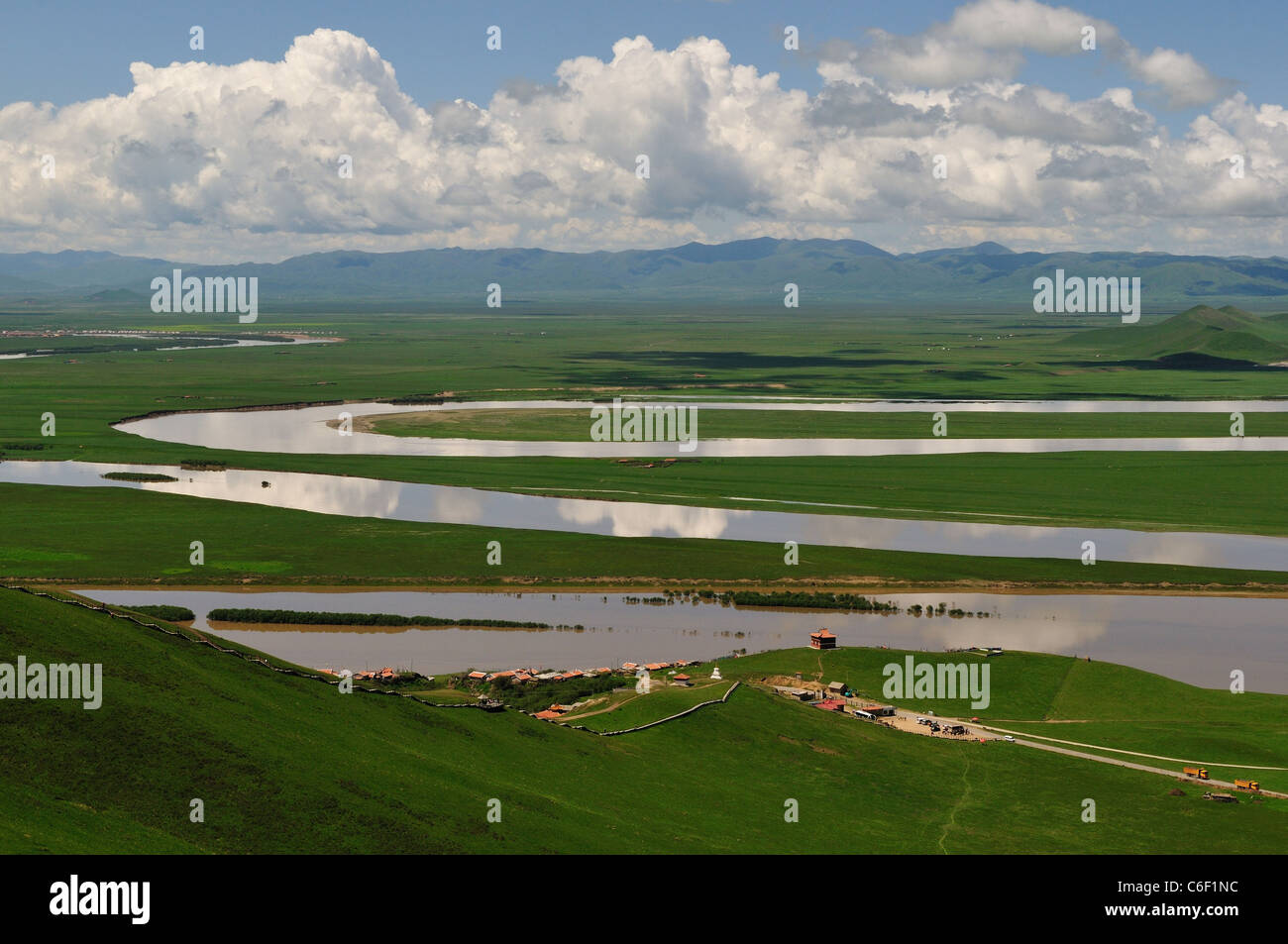 Meander channels of the Yellow River. Sichuan, China Stock Photo - Alamy