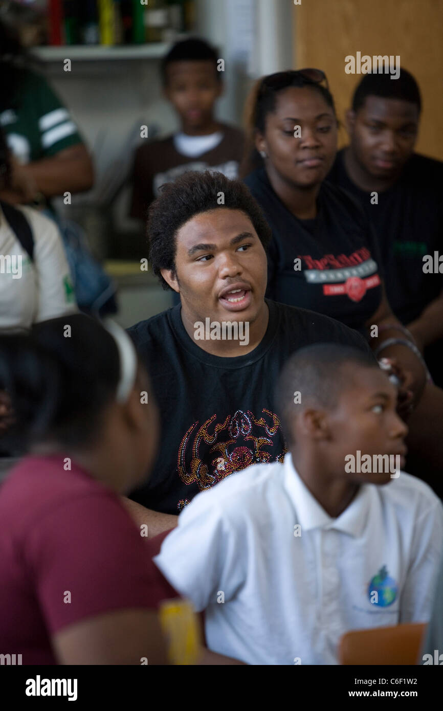 Students from the Detroit Community School participate in a ...