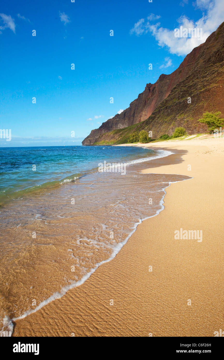 Milolii Beach, Napali Coast, Kauai, Hawaii Stock Photo - Alamy