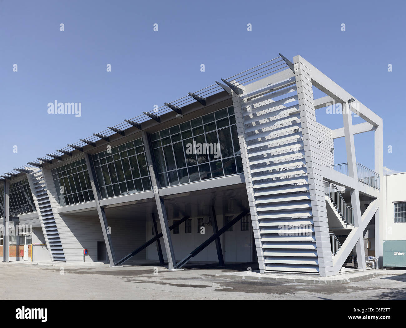 Exterior view of a technological factory Stock Photo - Alamy