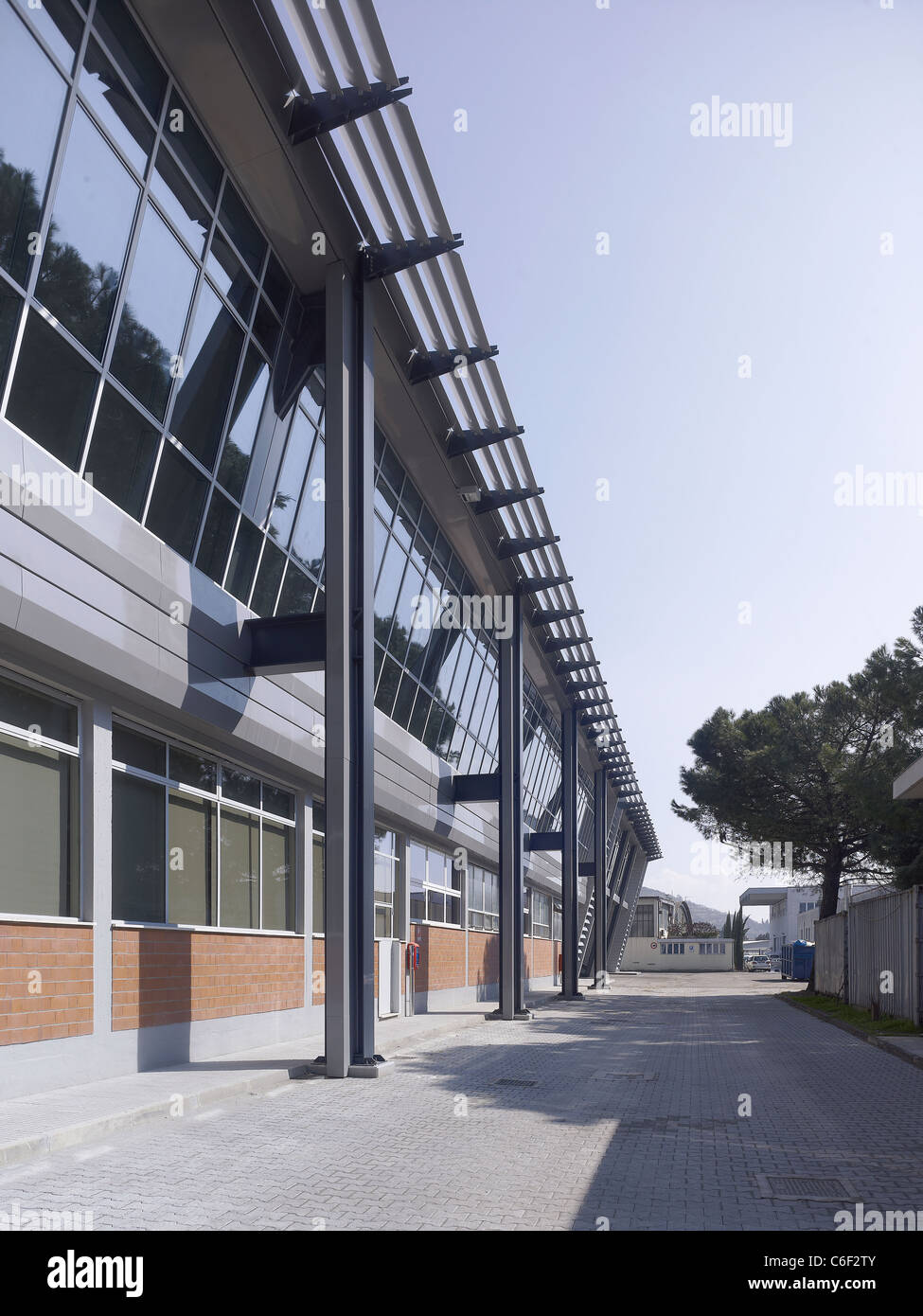 Exterior view of a technological factory Stock Photo - Alamy