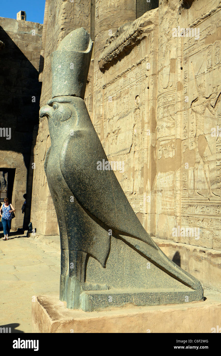 The Temple of Horus at Edfu Stock Photo - Alamy