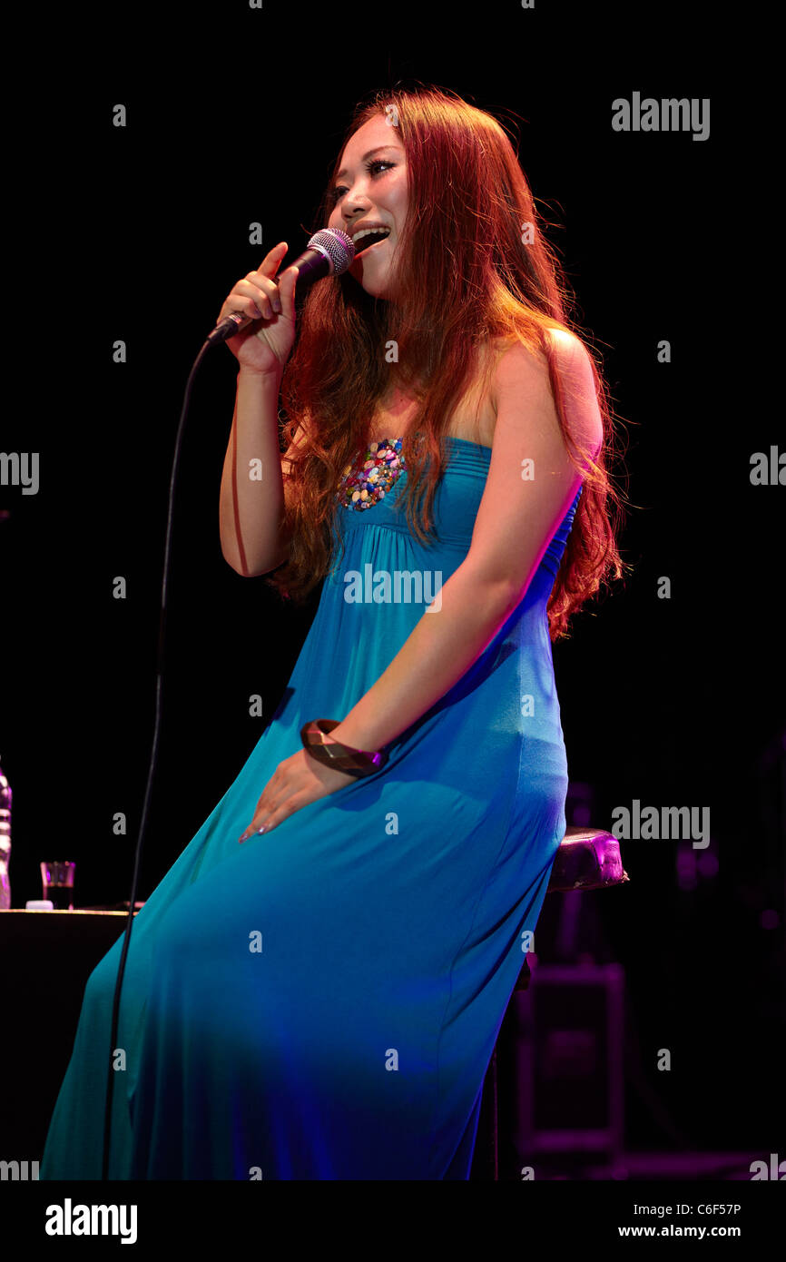 Female Singer With Red Hair High Resolution Stock Photography and ...