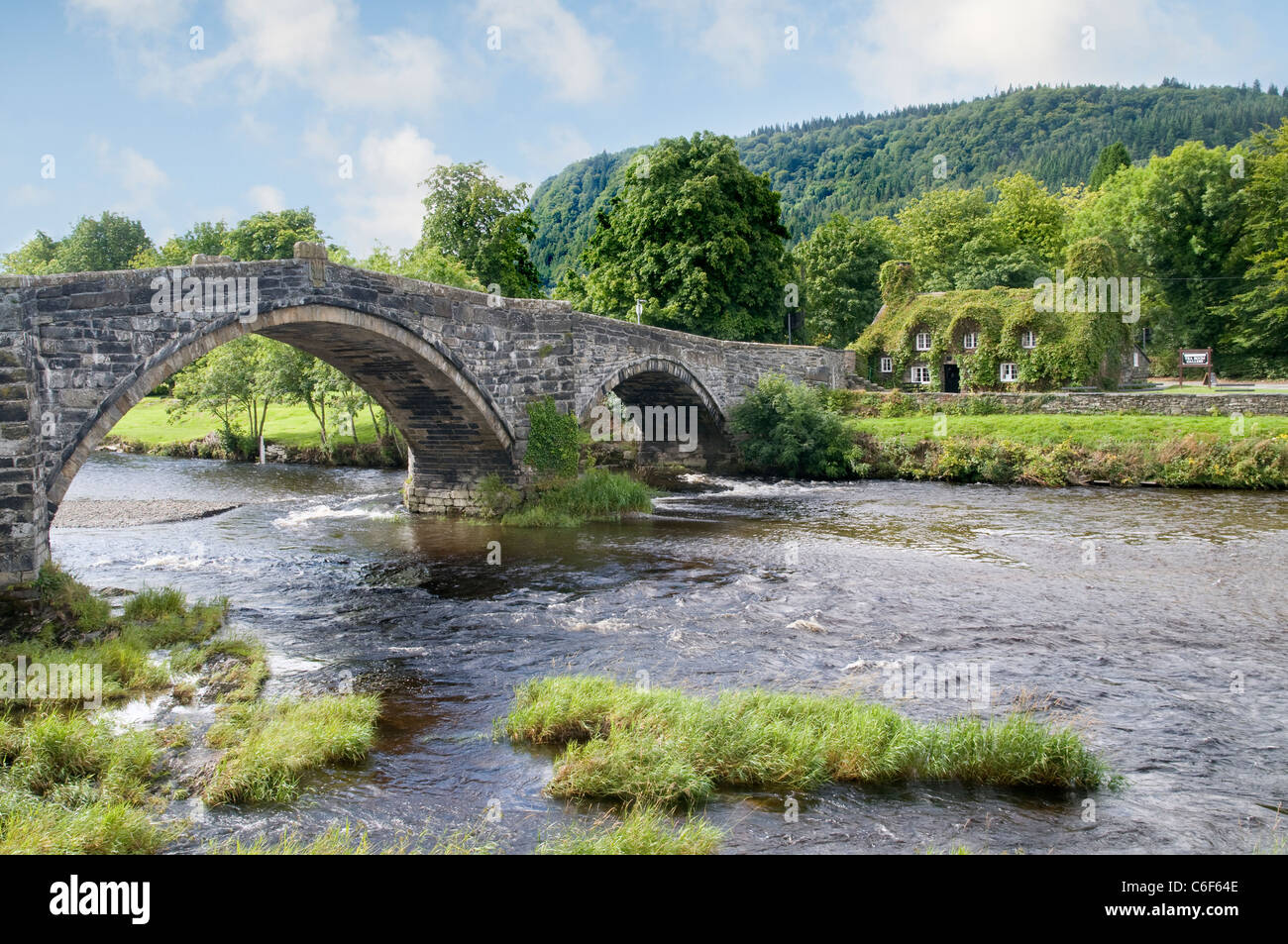 Llanwrst north wales hi-res stock photography and images - Alamy