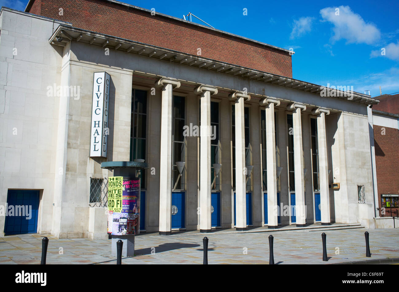 Exterior of the Civic Hall North Street Wolverhampton UK Stock Photo ...