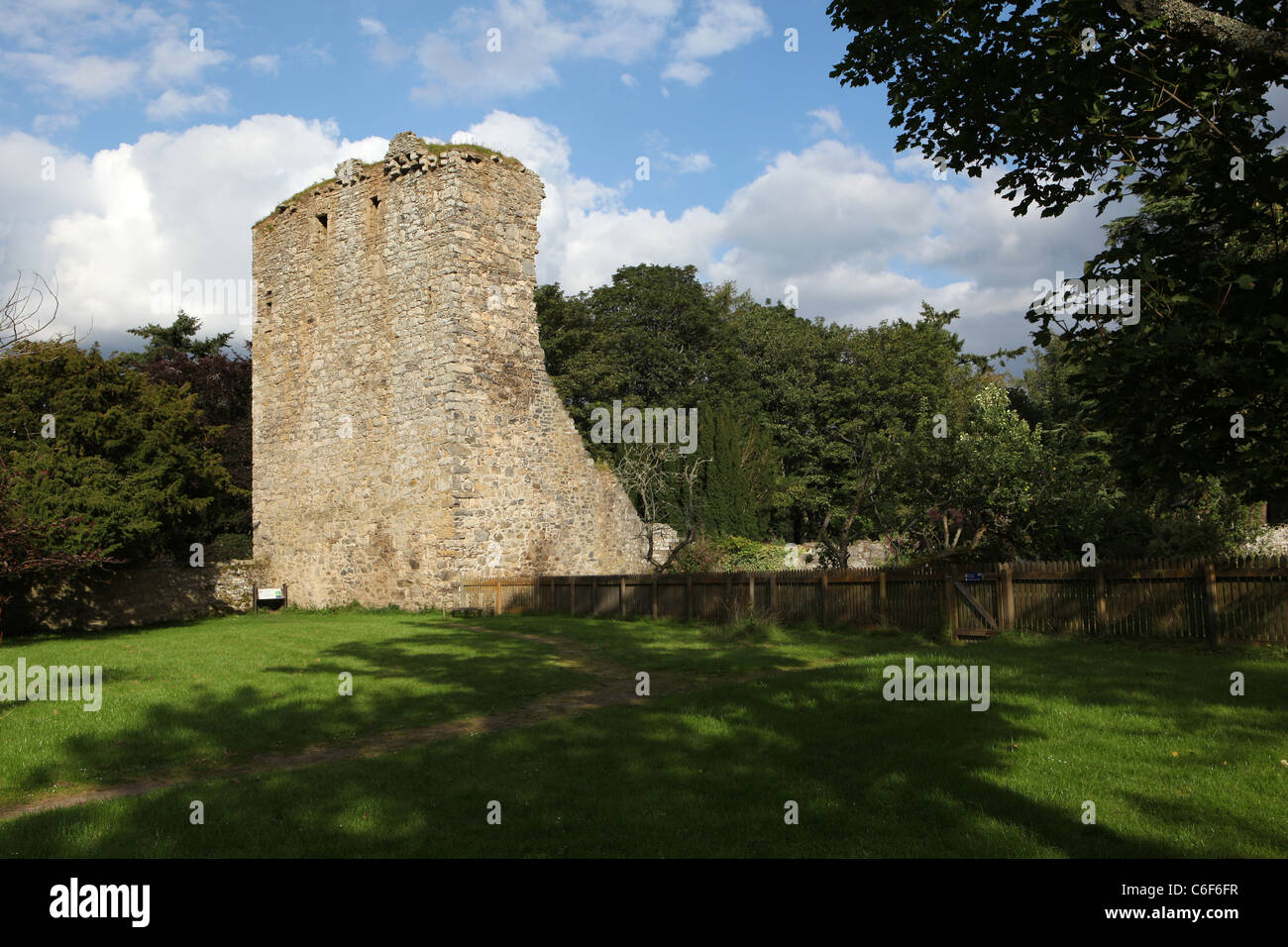 Scottish tower house hi-res stock photography and images - Alamy
