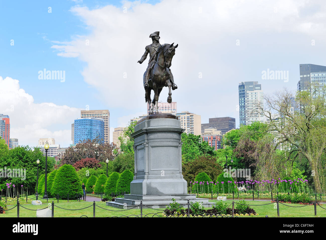 George Washington statue as the famous landmark in Boston Common Park ...