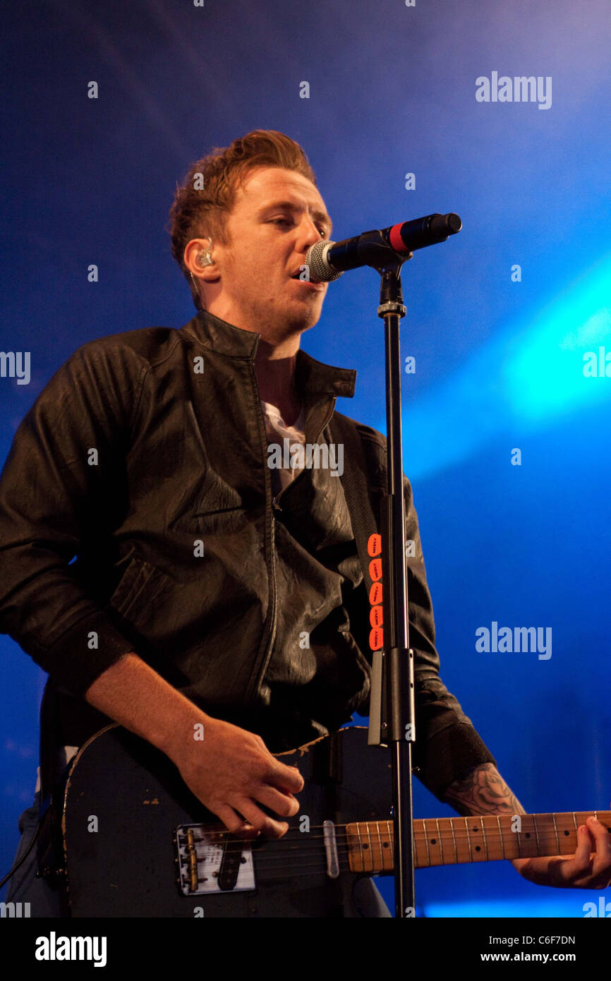 Danny Jones of McFly performing at the Jolly Day out on Hampton Court ...