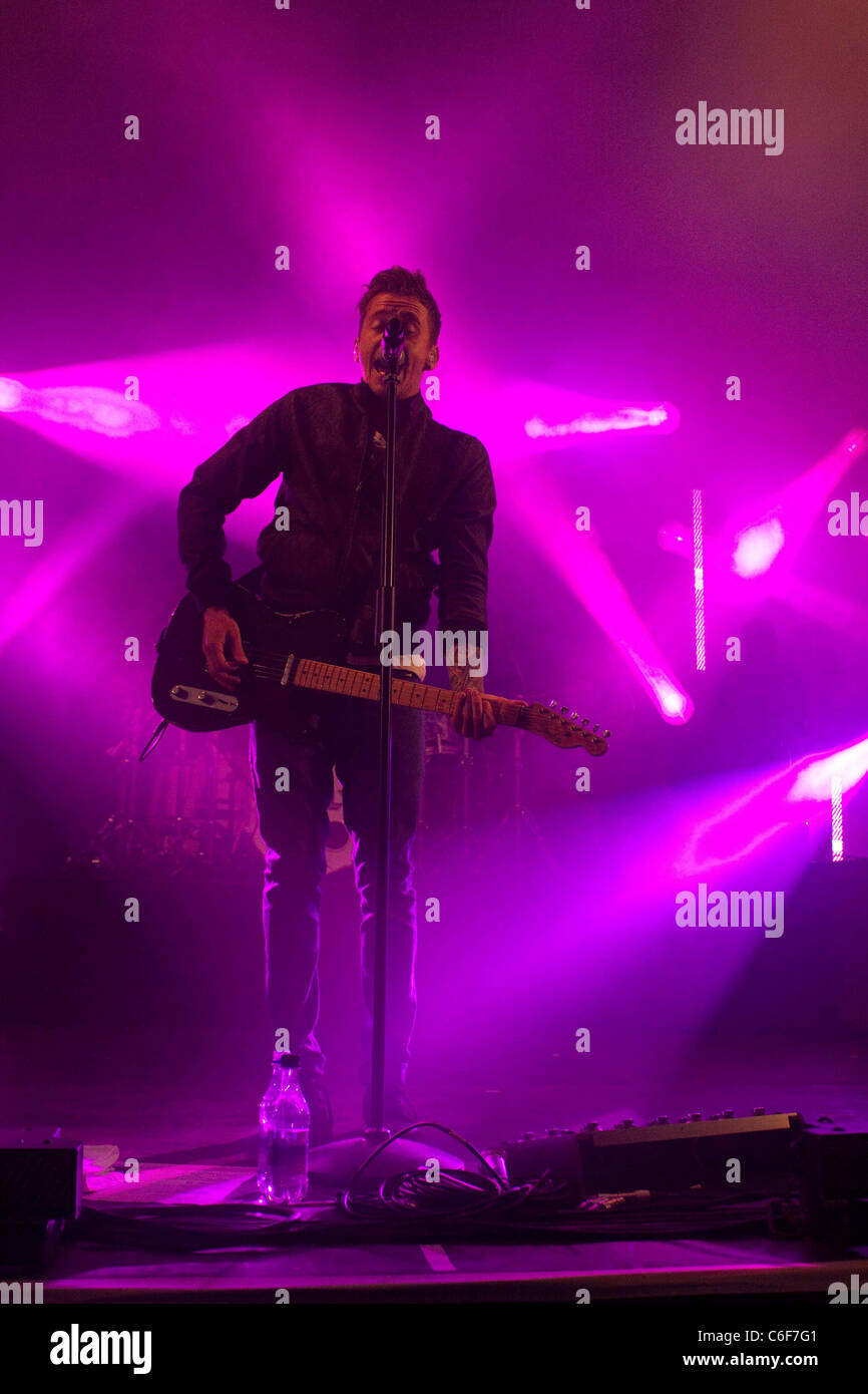 Danny Jones of McFly performing at the Jolly Day out on Hampton Court ...