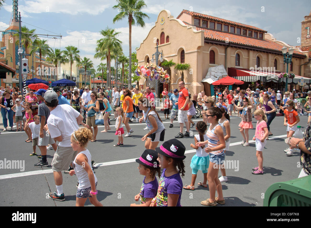 The hollywood dance hi-res stock photography and images - Alamy