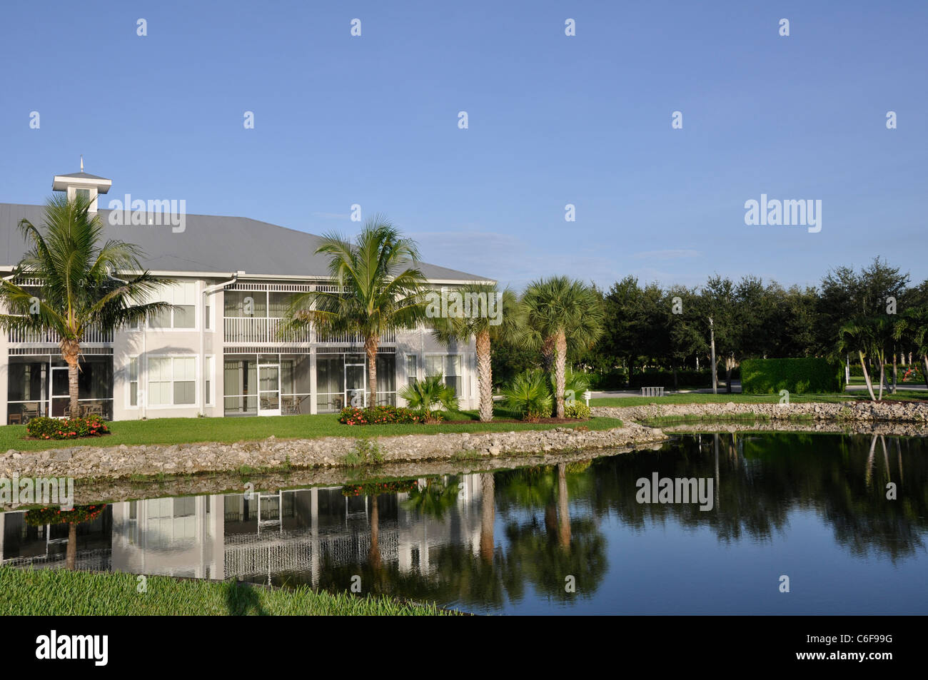 Exterior of a modern resort building in Naples, Florida Stock Photo - Alamy