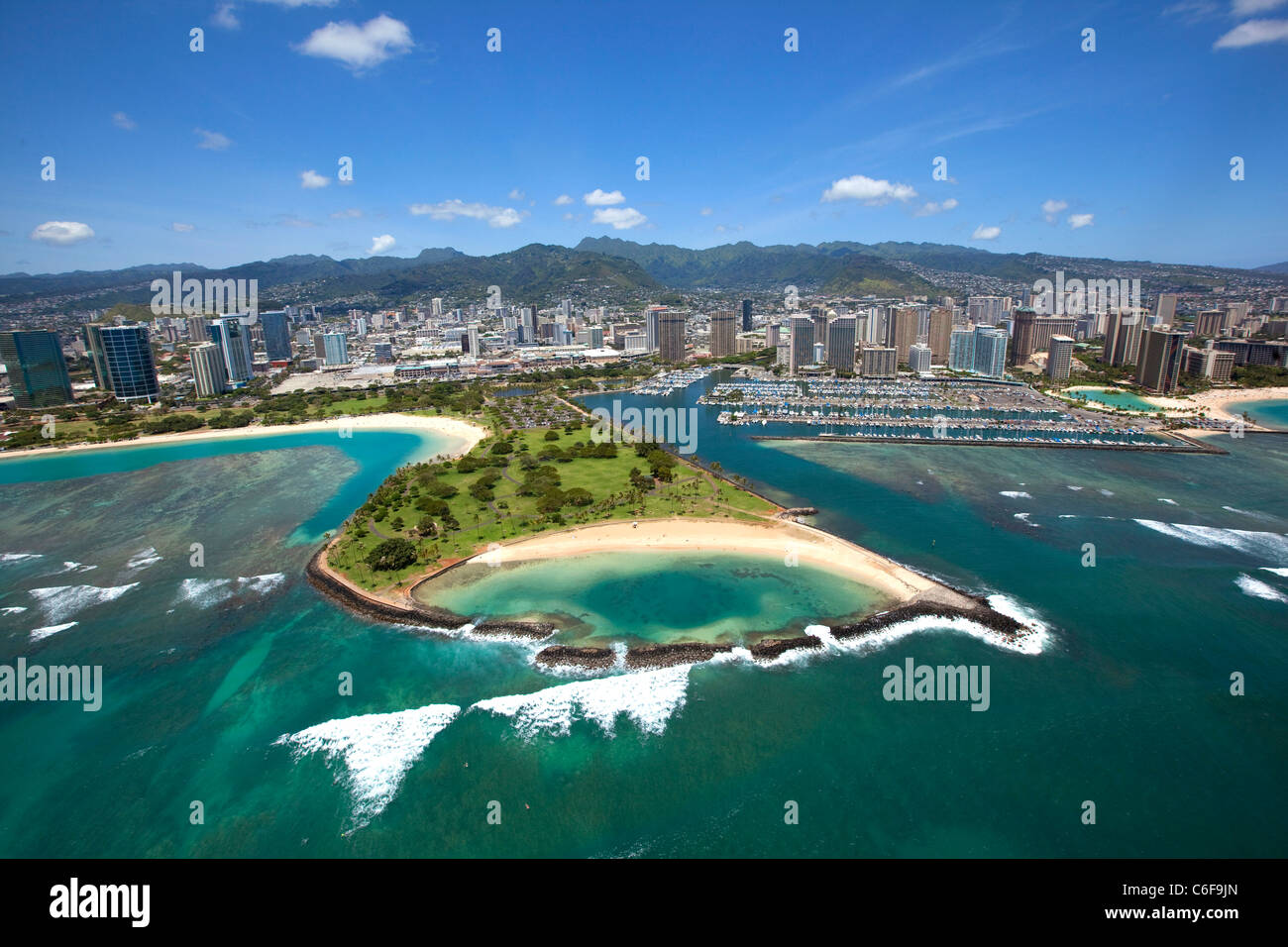 Ala moana magic island waikiki hi-res stock photography and images - Alamy