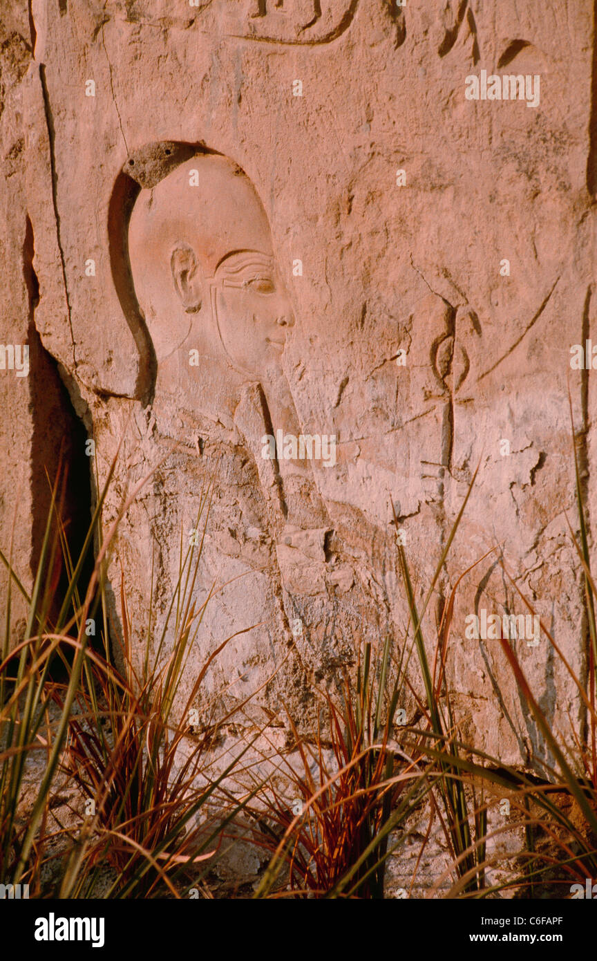 1989 - A hieroglyphic Mural at the Temple of Ptah in Memphis (ancient ...