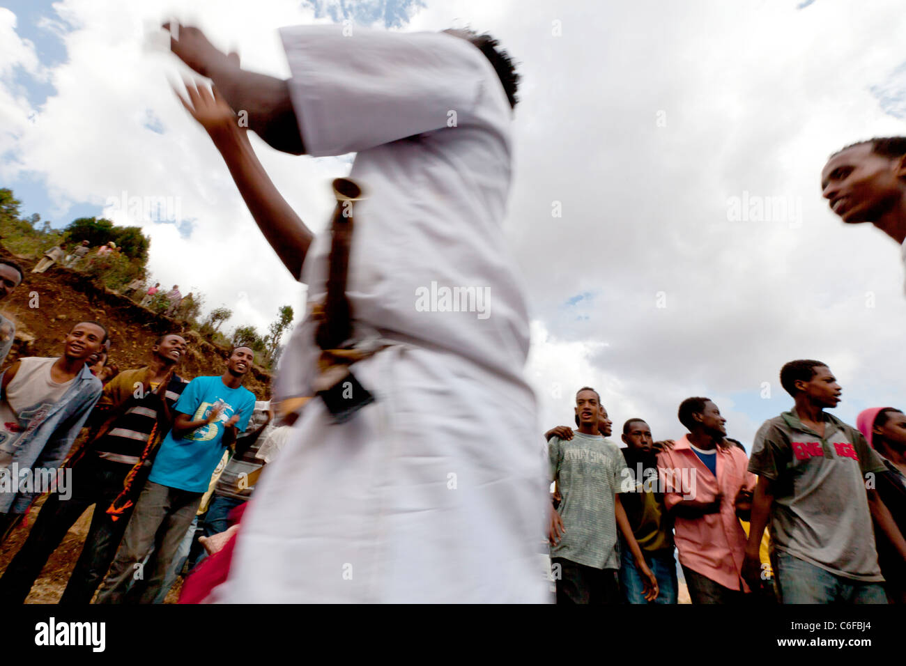 Traditional Oromo wedding celebrations taking place on the road to ...