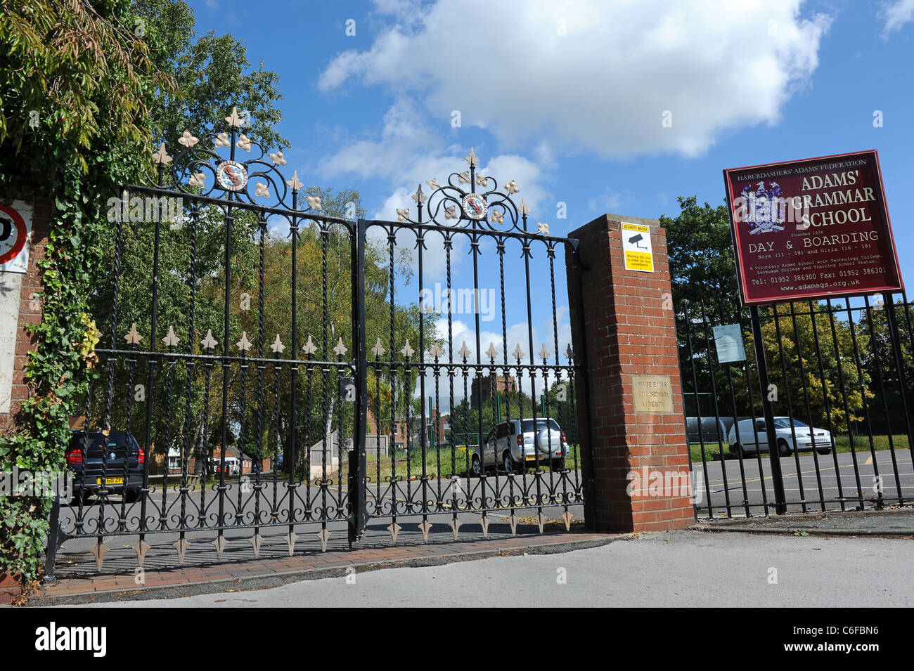 Haberdashers school hi-res stock photography and images - Alamy