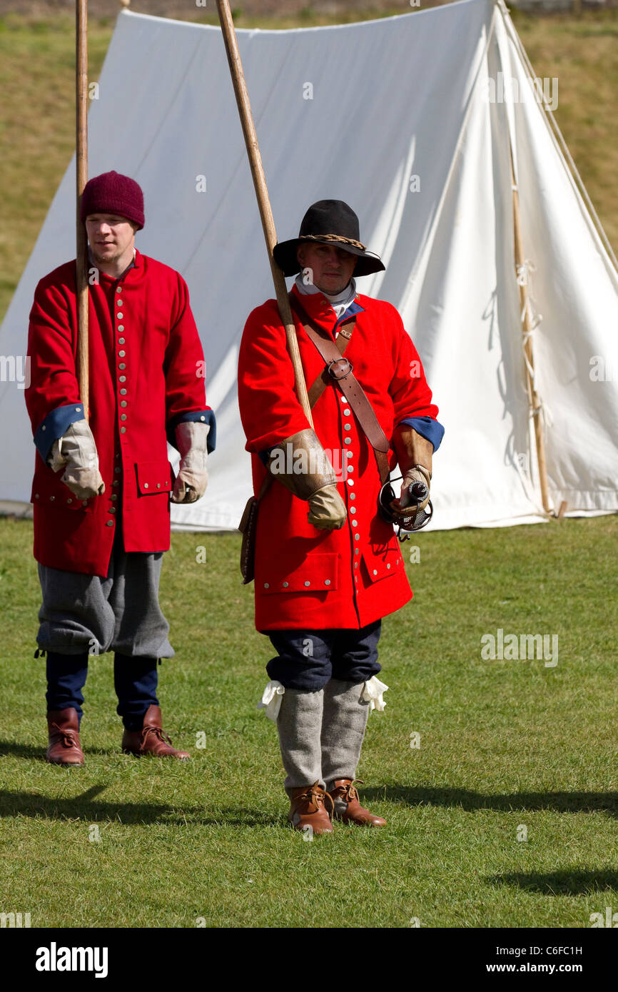 Musketman or Musketeer 17th Century Life & Times Military and Civilian ...