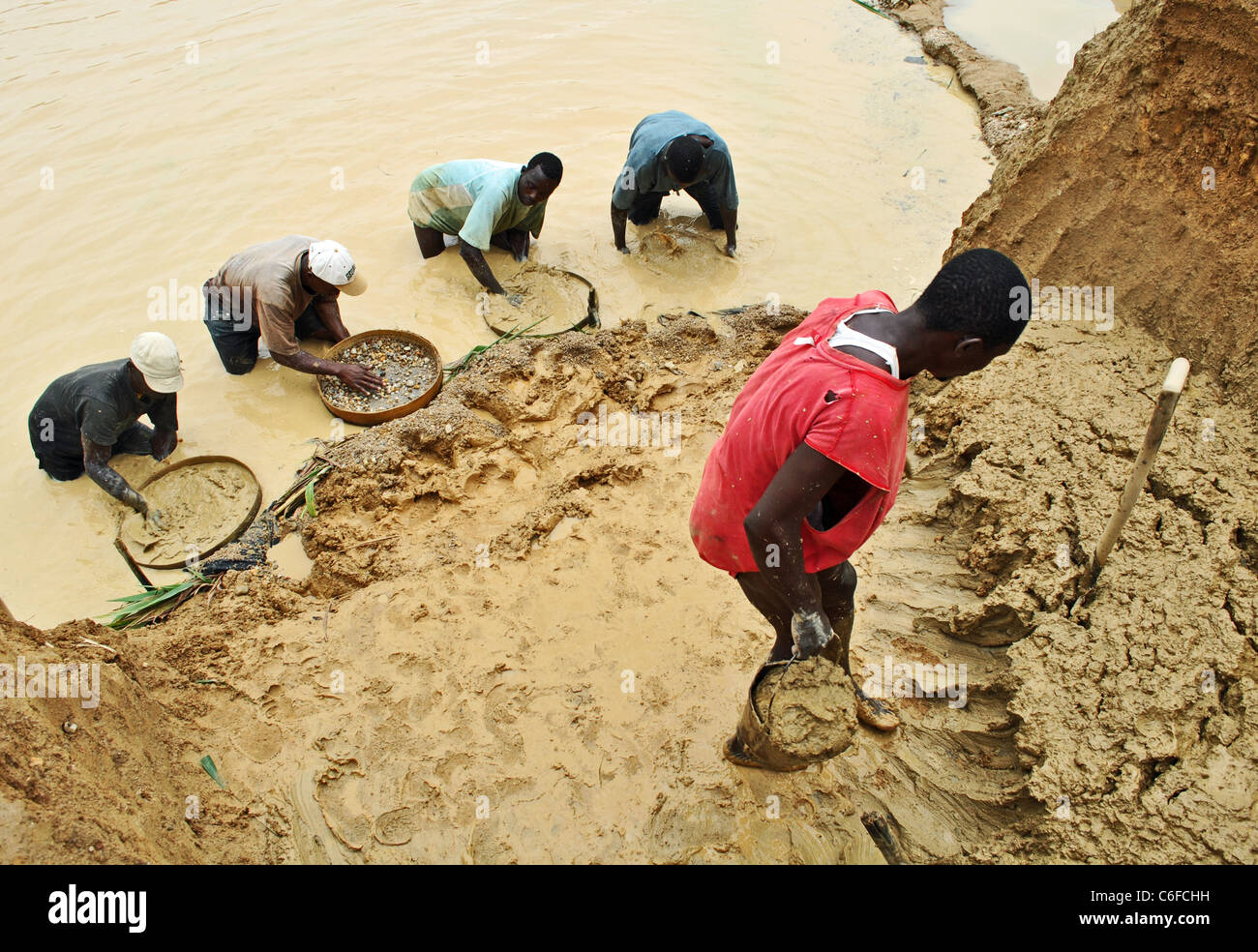 Diamond mining, Kono, Sierra Leone Stock Photo - Alamy