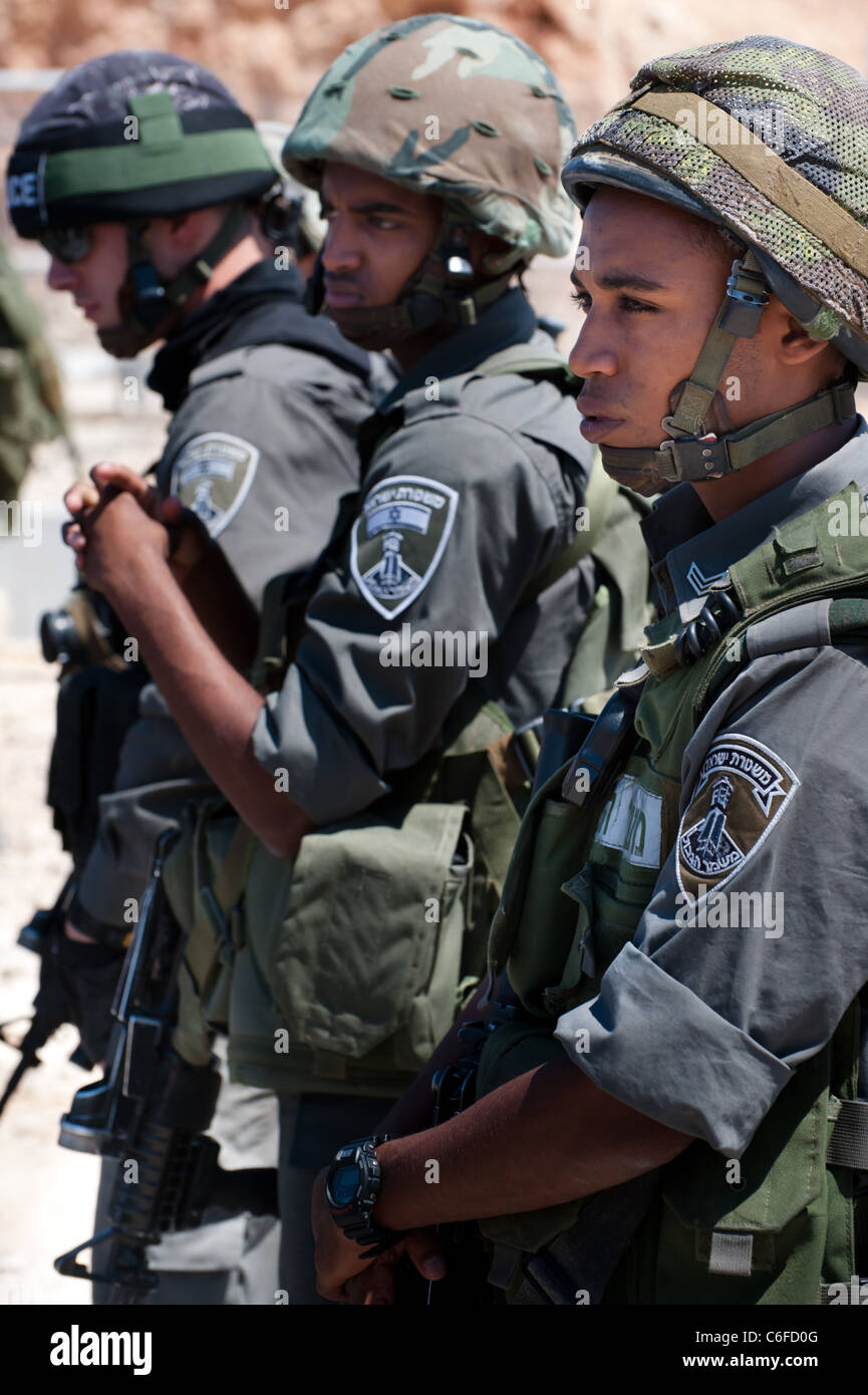 Israeli Border Police Soldiers High Resolution Stock Photography and ...