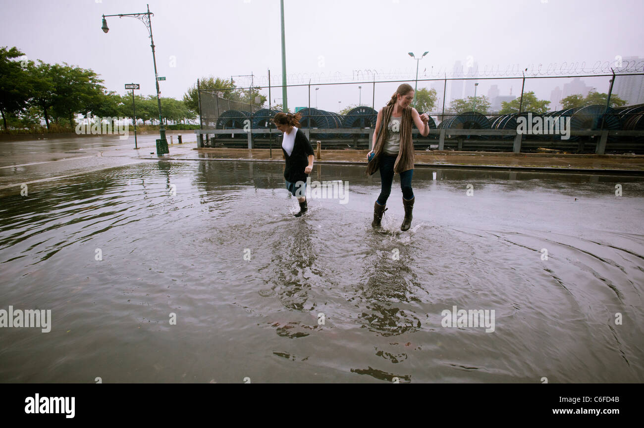 Hurricane flooding wading hi-res stock photography and images - Alamy