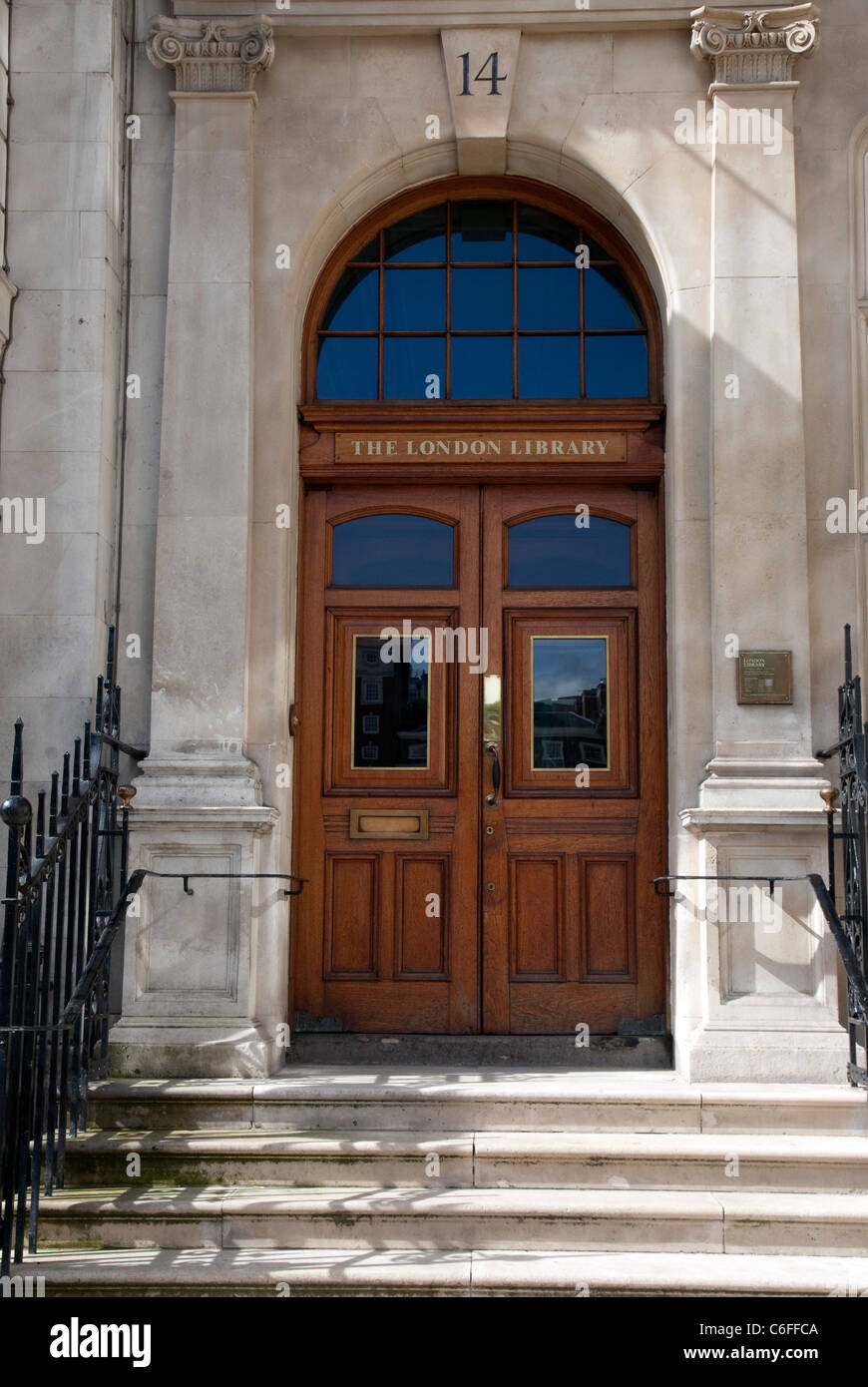 The London Library, St James's Square, London Stock Photo - Alamy