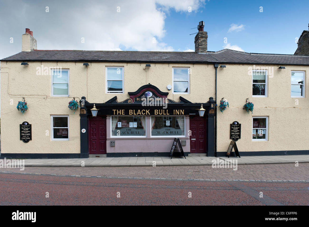 Lanchester black bull inn hi-res stock photography and images - Alamy