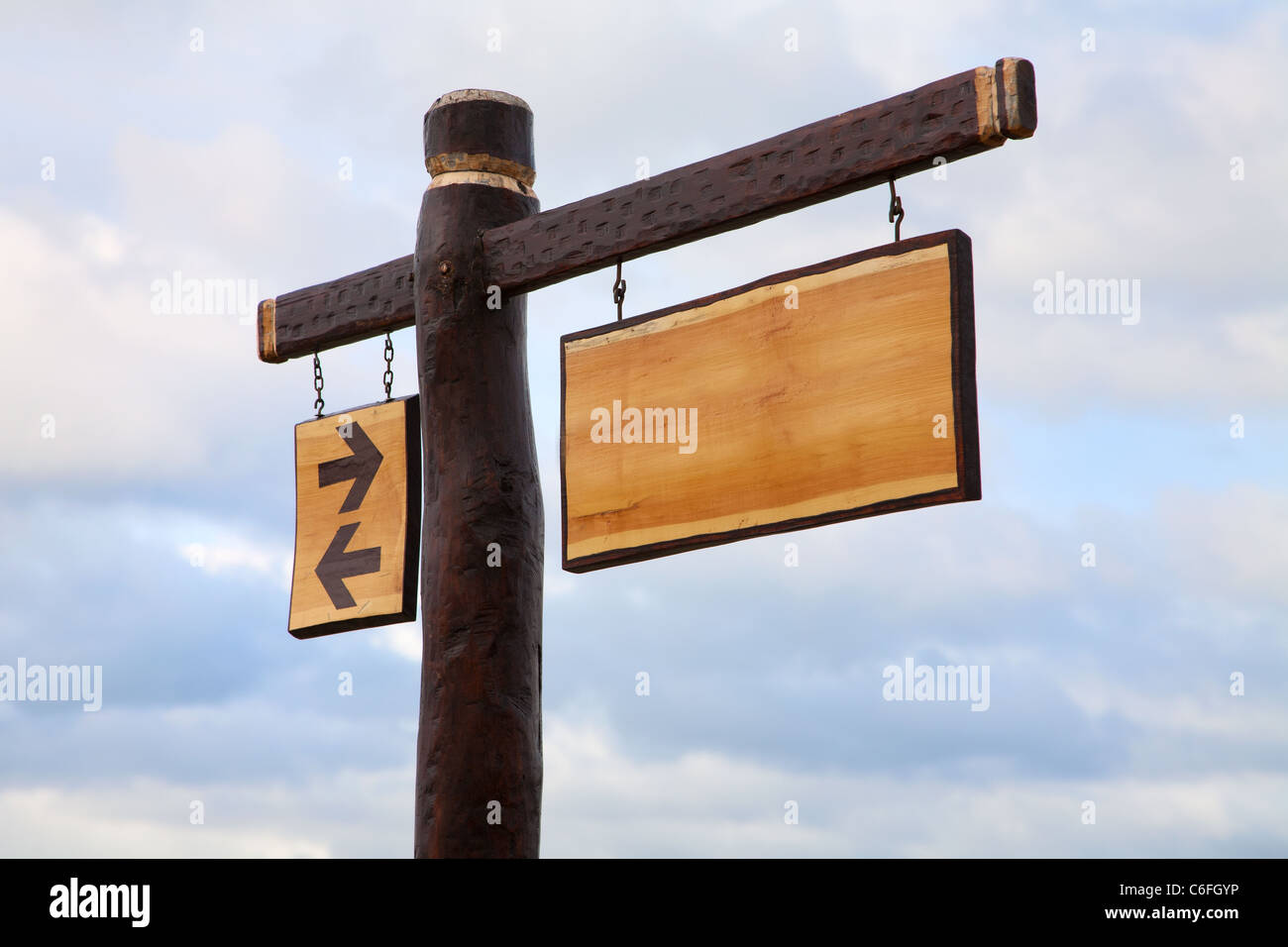 Empty board is pointing in two directions Stock Photo - Alamy