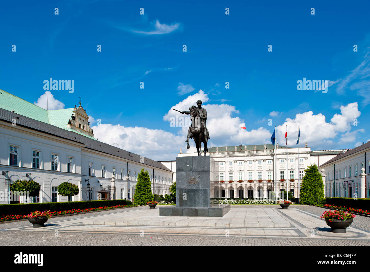 Polish presidential palace hi-res stock photography and images - Alamy