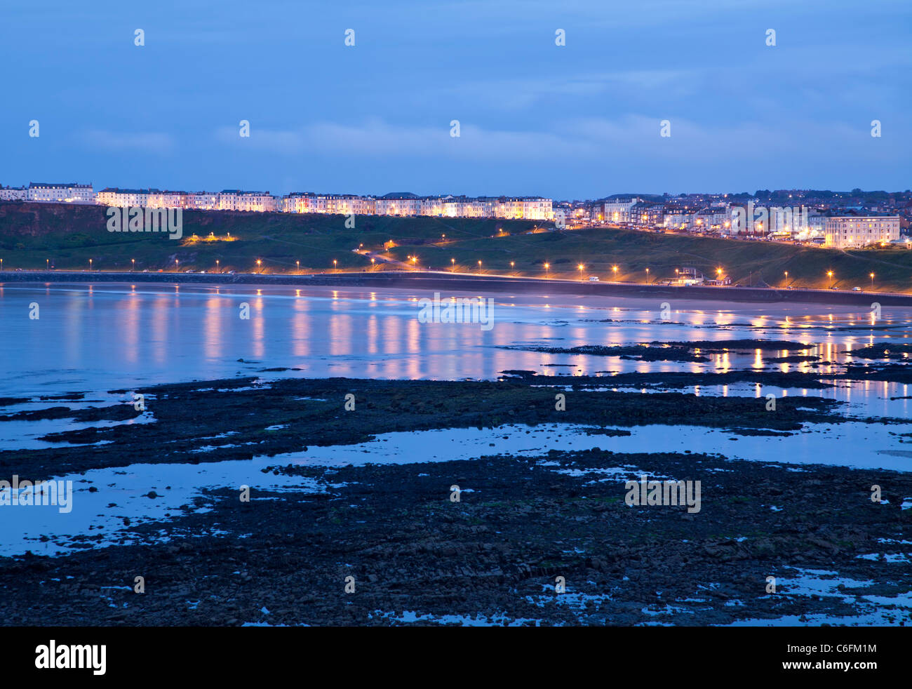 Night view over the North bay of Scarborough, North Yorkshire Stock ...