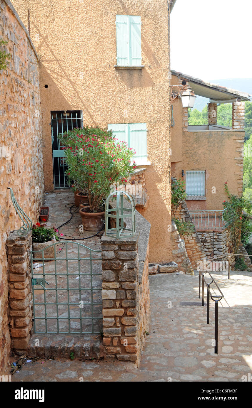 Ochre painted house hi-res stock photography and images - Alamy