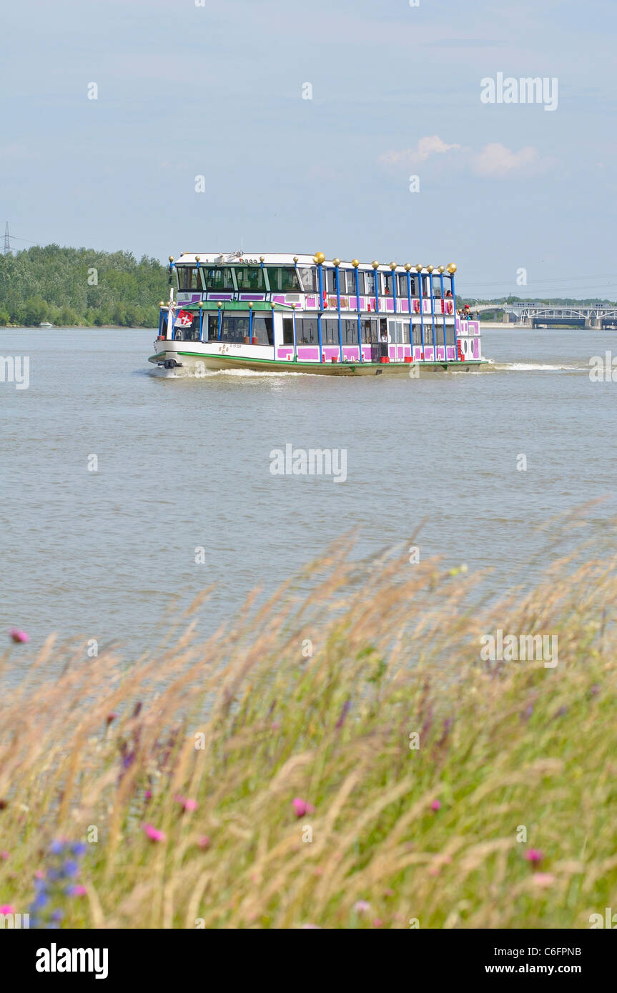 Vienna Danube boat trip Stock Photo - Alamy