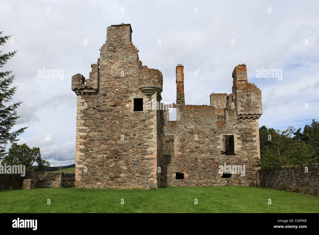 Strathdon aberdeenshire hi-res stock photography and images - Alamy