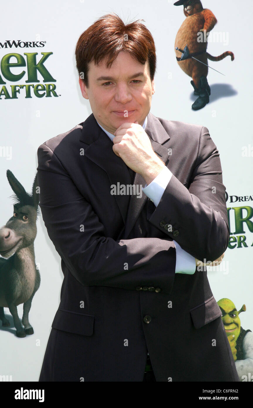 Actor Mike Myers arrives at the Los Angeles Premiere 'Shrek Forever ...