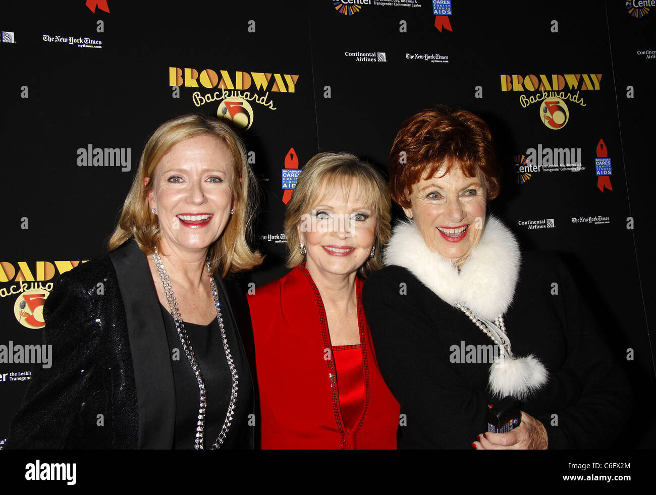 Eve plumb and florence henderson hi-res stock photography and images ...