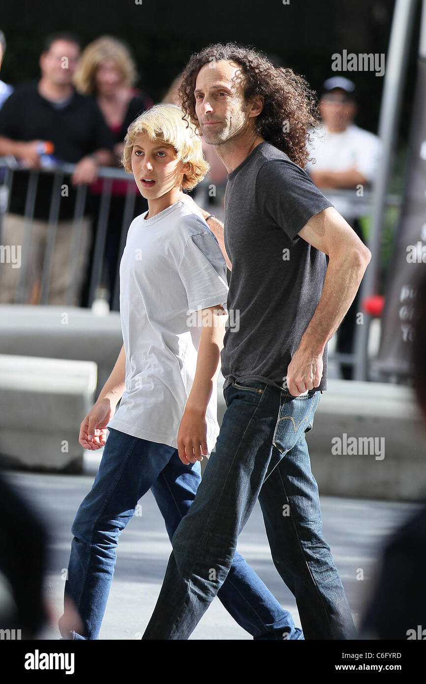 Kenny g and son hi-res stock photography and images - Alamy