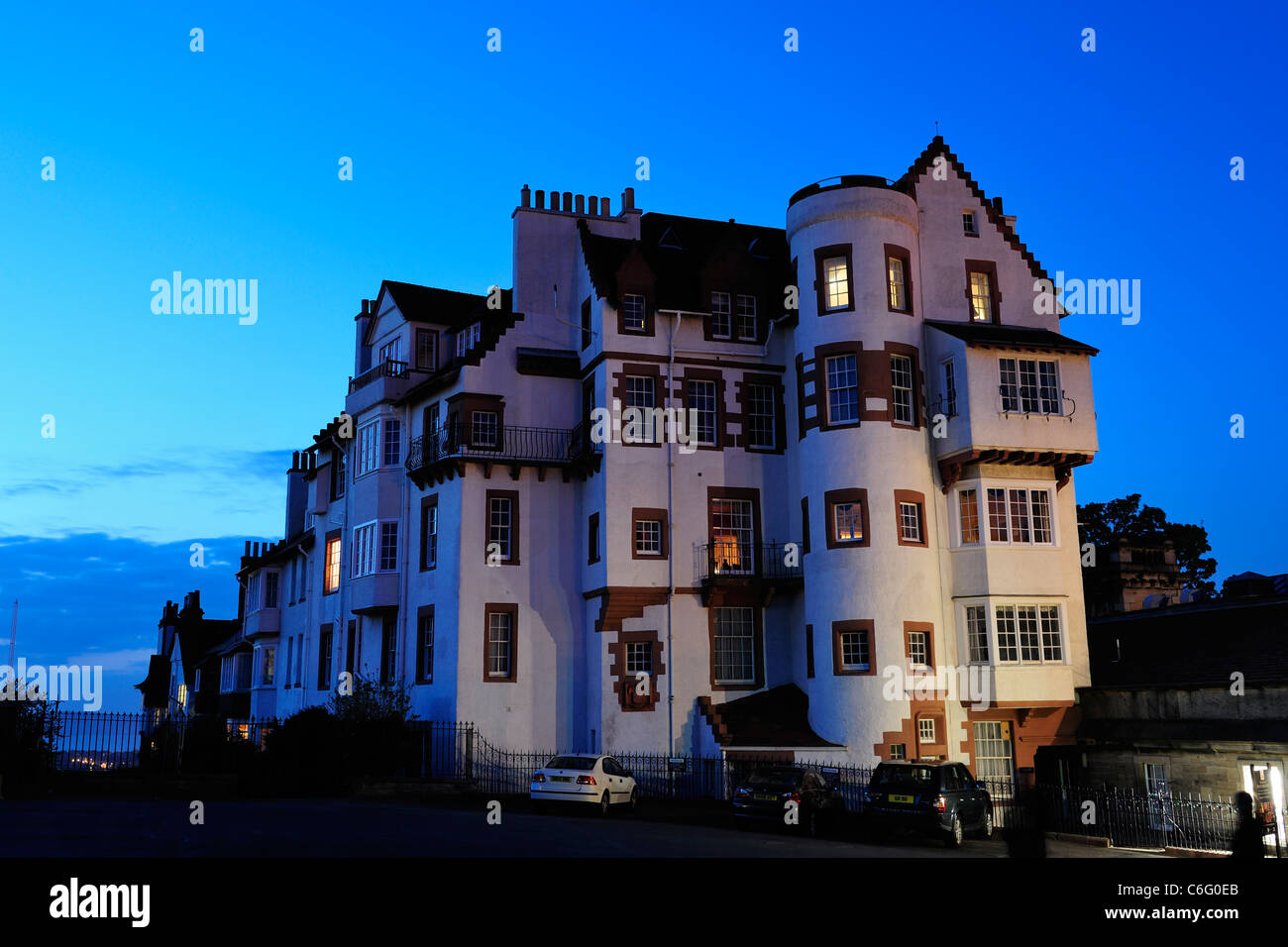 Ramsay garden and esplanade hi-res stock photography and images - Alamy