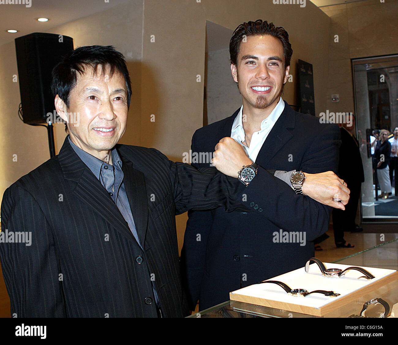 Apolo Ohno Father