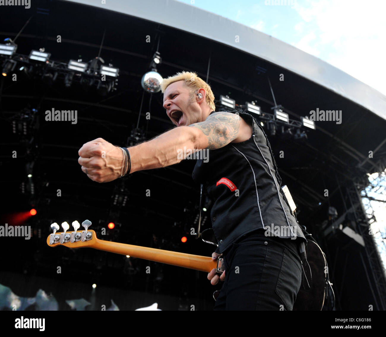 Mike Dirnt Green Day High Resolution Stock Photography and Images - Alamy