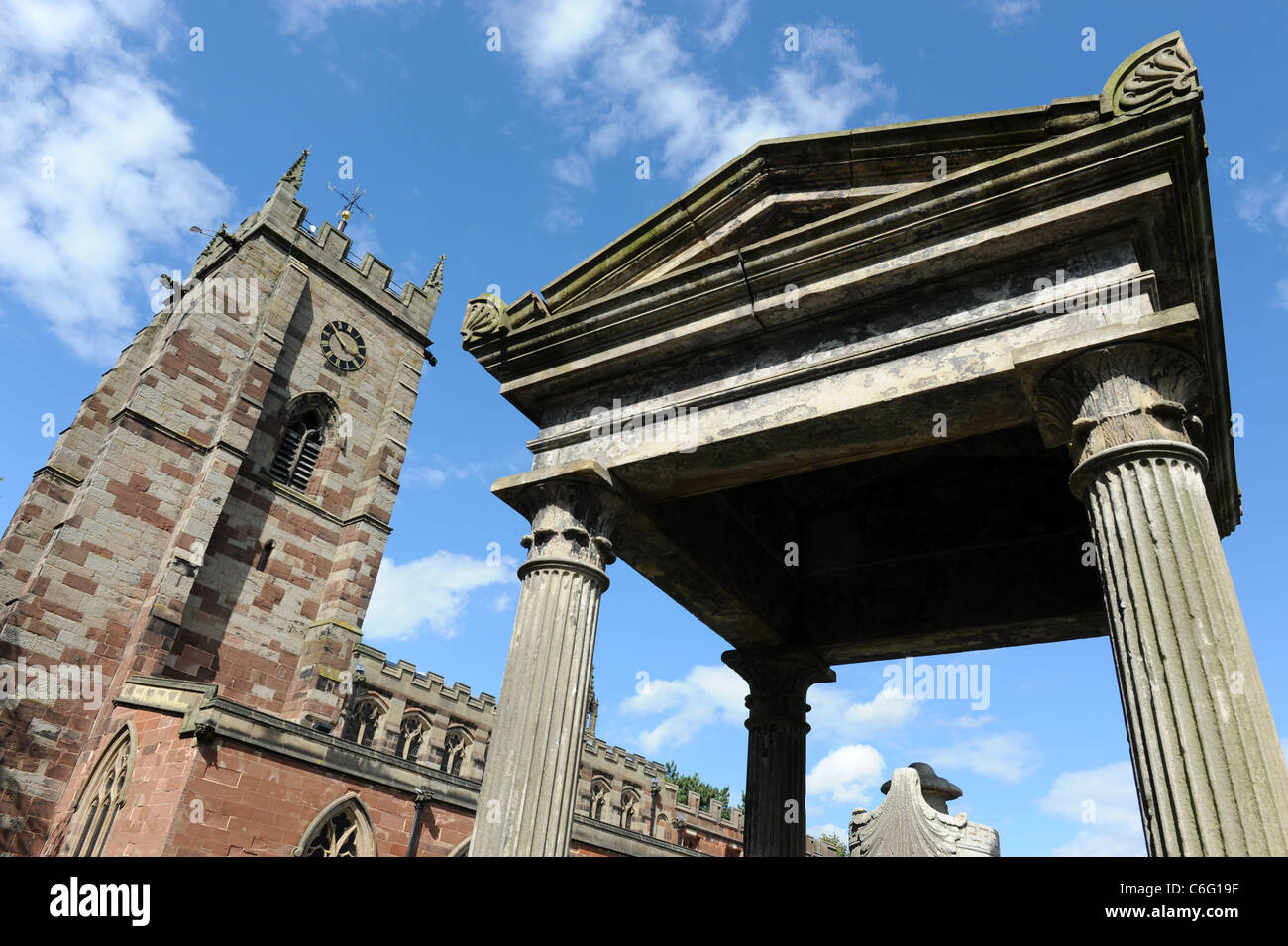 St. Mary's Church Market Drayton, Shropshire, England, Uk Stock Photo ...