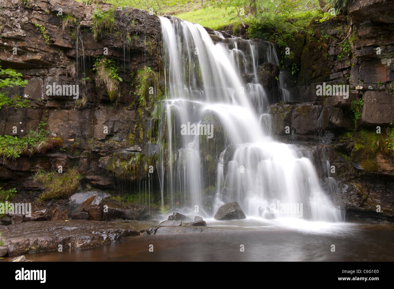 Catrake force waterfall river swale hi-res stock photography and images ...